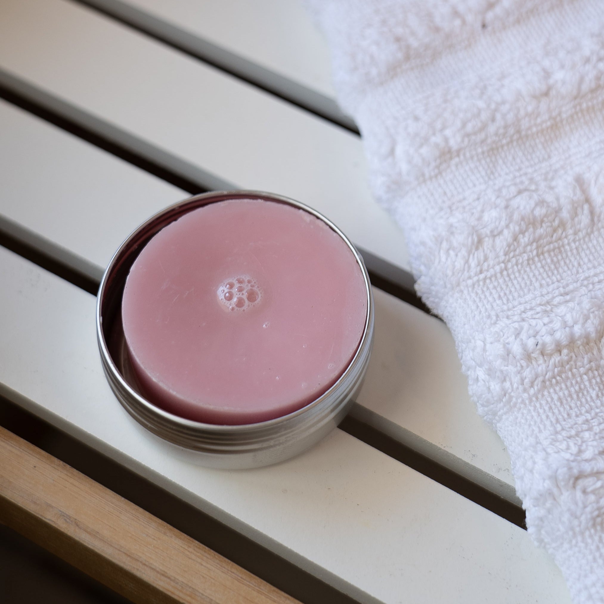 Strawberry Conditioner Bar – Planet Go Round